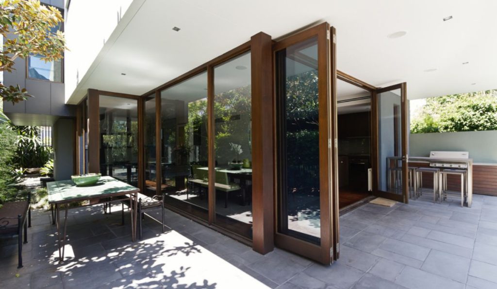 7 Tips For Choosing The Perfect Internal Door With Glass - Home Motivated